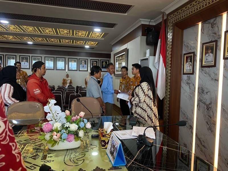 Bunda Eva Salurkan Bantuan Kemanusiaan Rp88,5 Juta, Ini Daftar Lengkap ...